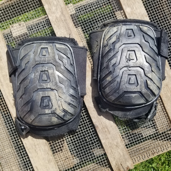 Accessories | Rare Knee Pads From Altered Carbonterminator | Poshmark